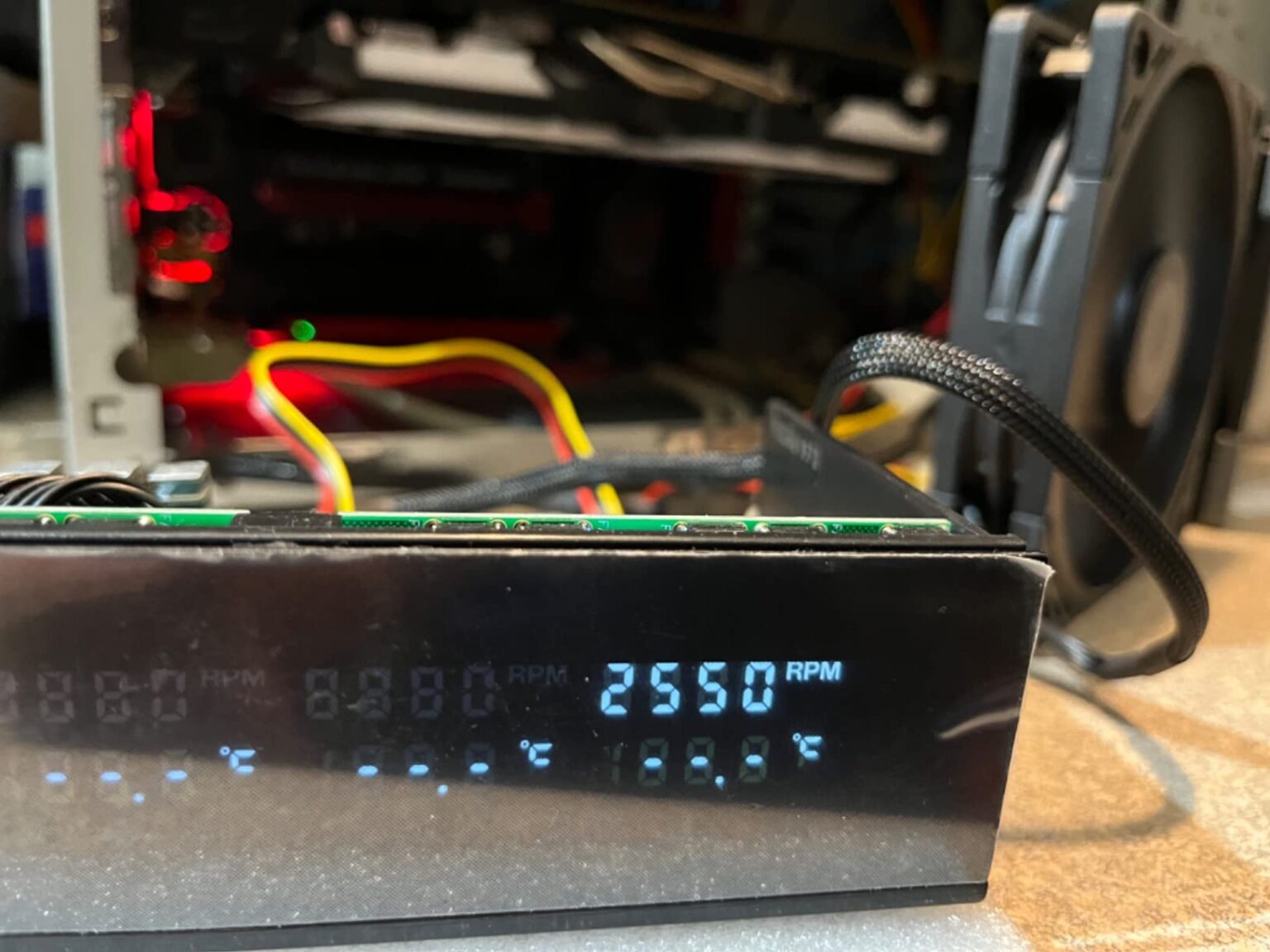 Best Radiator Fans 2025: Arctic vs Noctua Face-Off